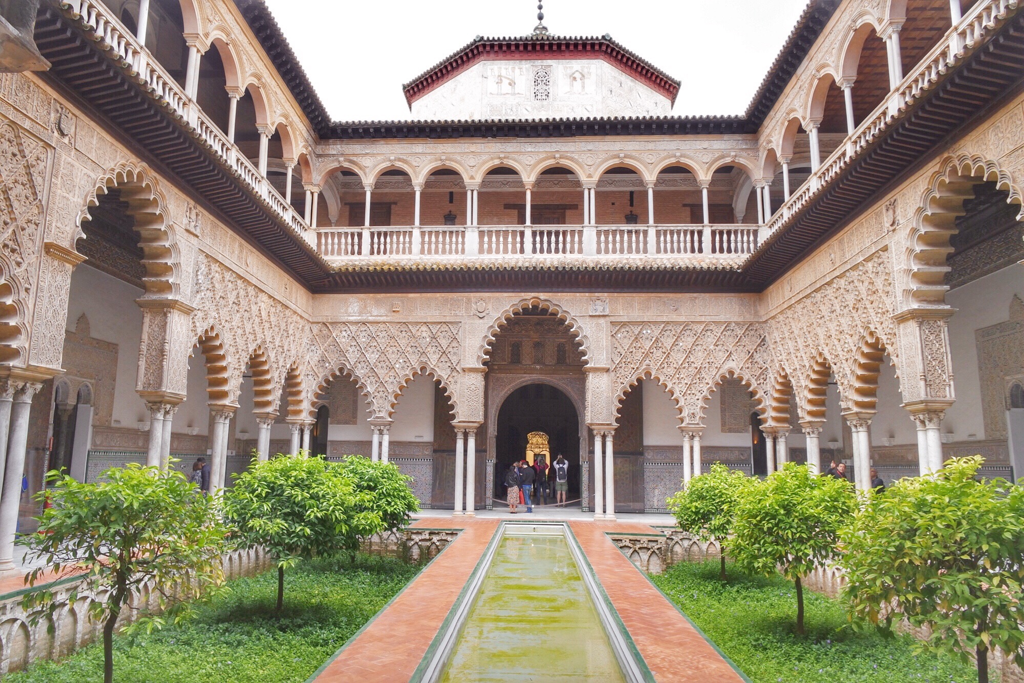 Sewilla. Przewodnik po stolicy Andaluzji - Wojażer