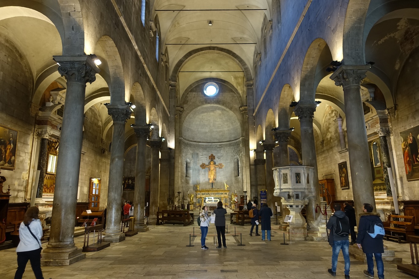 Lucca (Lukka). Atrakcje jednego z najpiękniejszych miast Toskanii - Wojażer