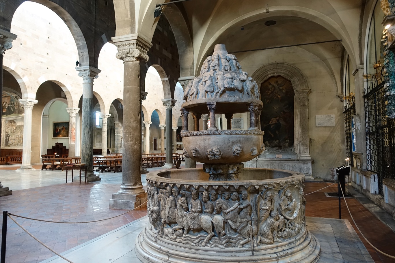 Lucca (Lukka). Atrakcje jednego z najpiękniejszych miast Toskanii - Wojażer